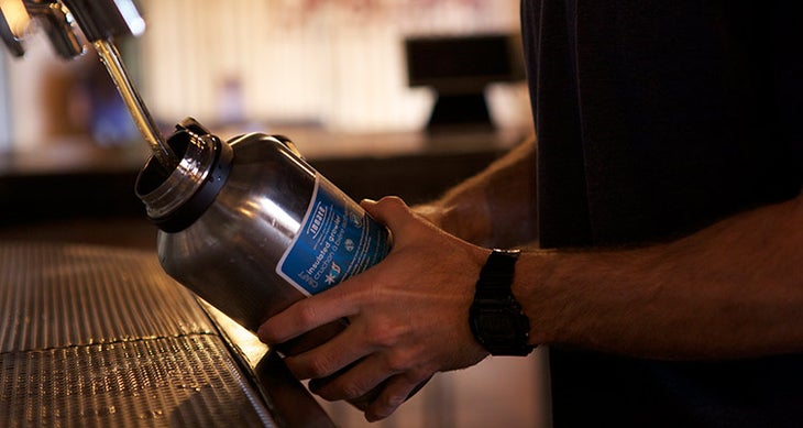 Tested: The Best Outdoor Beer Growlers - Backpacker