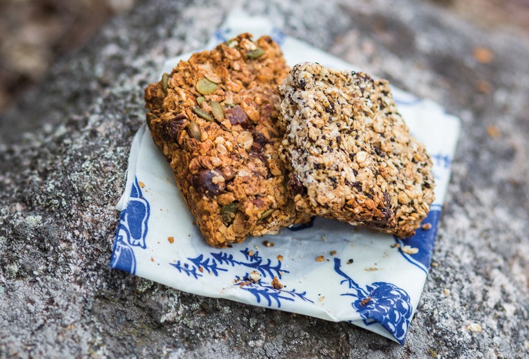 13 Mouthwatering Hiking Snacks That Will Put You Off Bars For Good