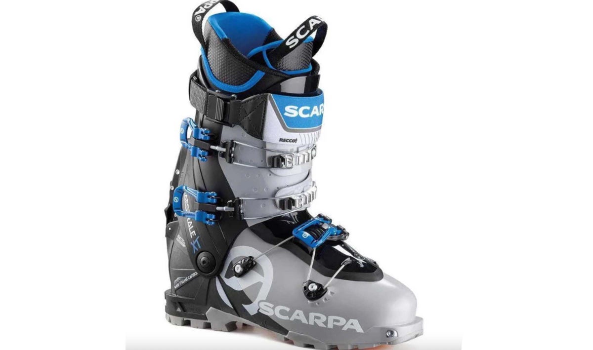 Ask the Gear Editor: What Type of Ski Boots Should I Buy?