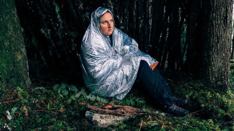 Space Blankets Can Save Hikers' Lives. Here's How to Use Them. - Backpacker
