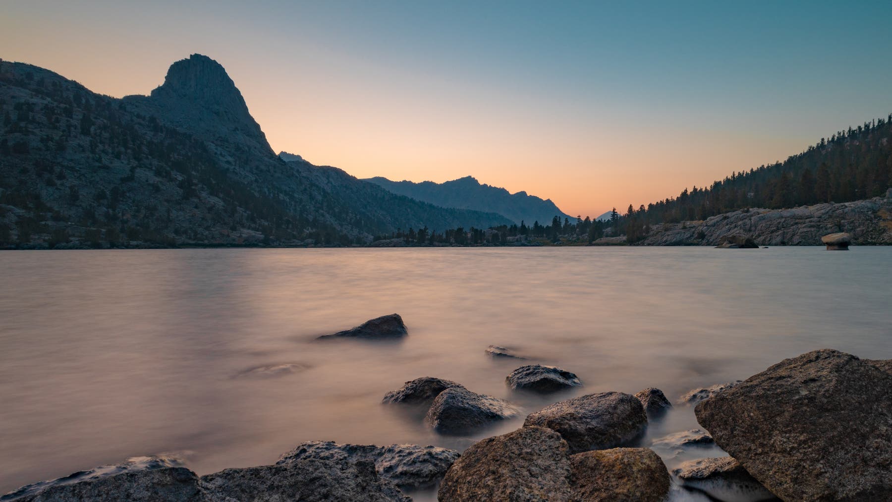 The Sierra's Rae Lakes Are Spectacular—and More Fun With New Friends