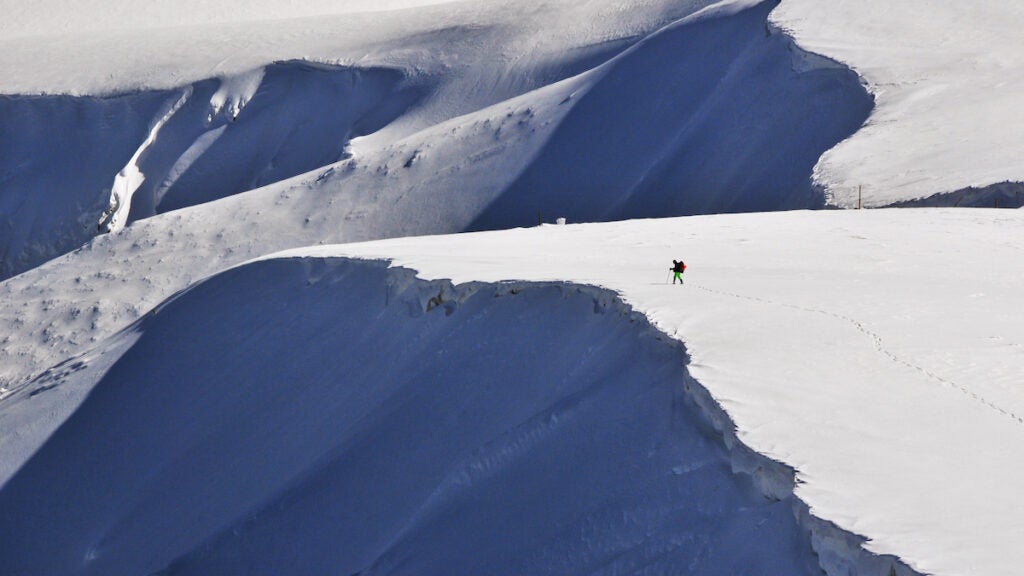 Watch: Climbers Trigger Cornice Collapse Over 900-Foot Drop - Backpacker