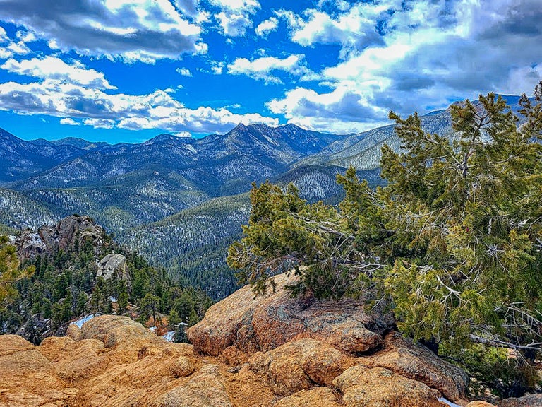 Best Summit Hikes in Colorado Springs