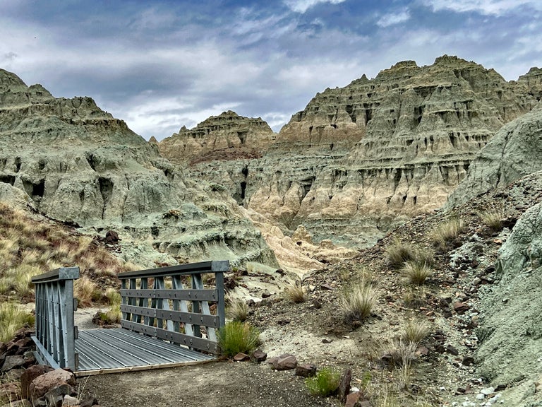 Best Hikes in Oregon's National Park & National Monuments - Backpacker