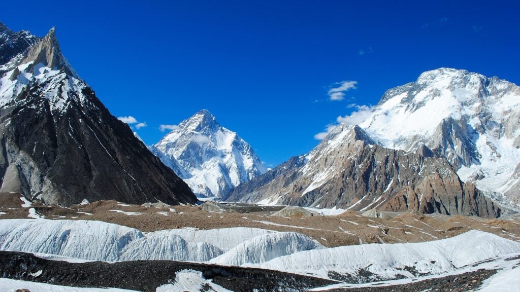 Close Call Of The Week: Serac Collapses Above Campsite - Backpacker