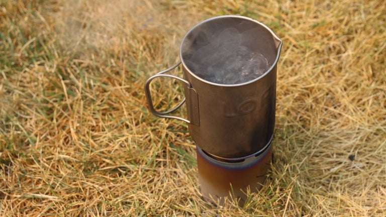 This Ultralight Wood Stove Can Outperform Your Favorite Gas Burner ...
