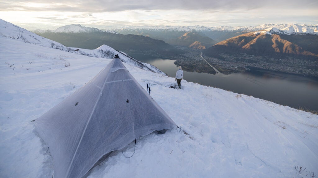 Going Ultralight in Winter Is Possible. Here’s What Hikers Need to Know ...