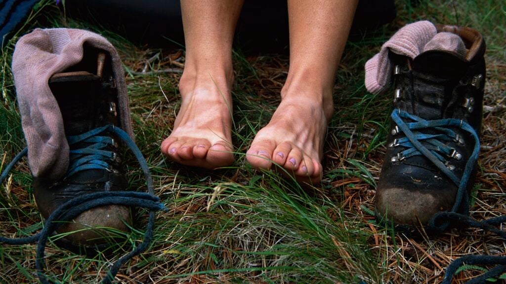 How Can Hikers Prevent Losing Toenails? - Backpacker
