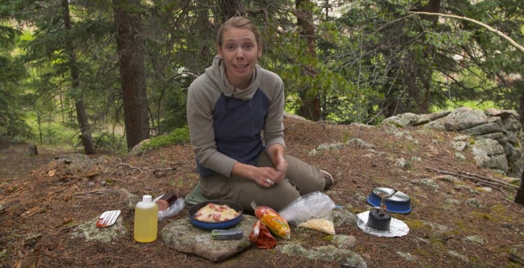 How to Make a Perfect Pizza on a Camp Stove - Backpacker