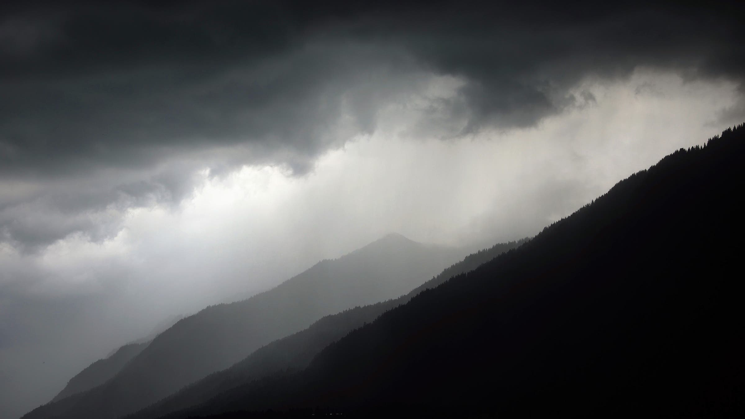 Summit Fever Has a Body Count. Don't Become a Statistic.